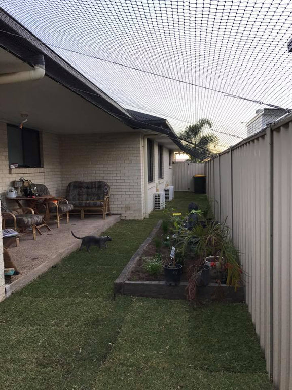 Cat Netting with Reinforced Edging 98' x 10' – Catnetting